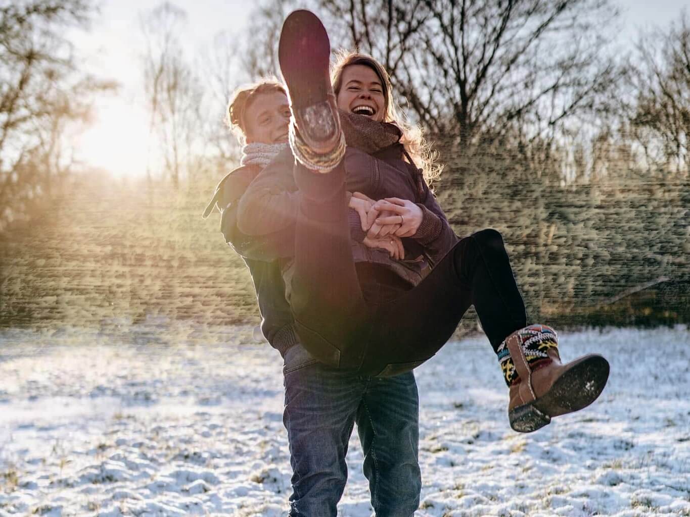 Free Chat Line Numbers With Free Trials to Call in 2023